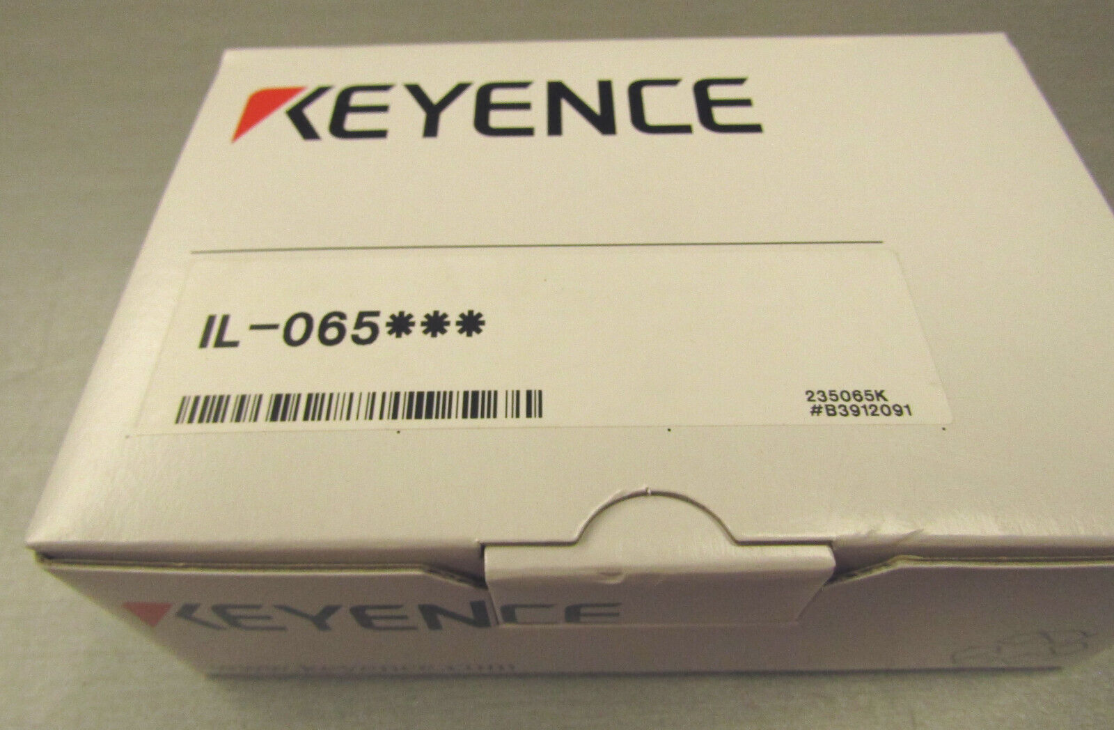 Keyence IL-065 Laser Distance Sensor – Autovation Surplus